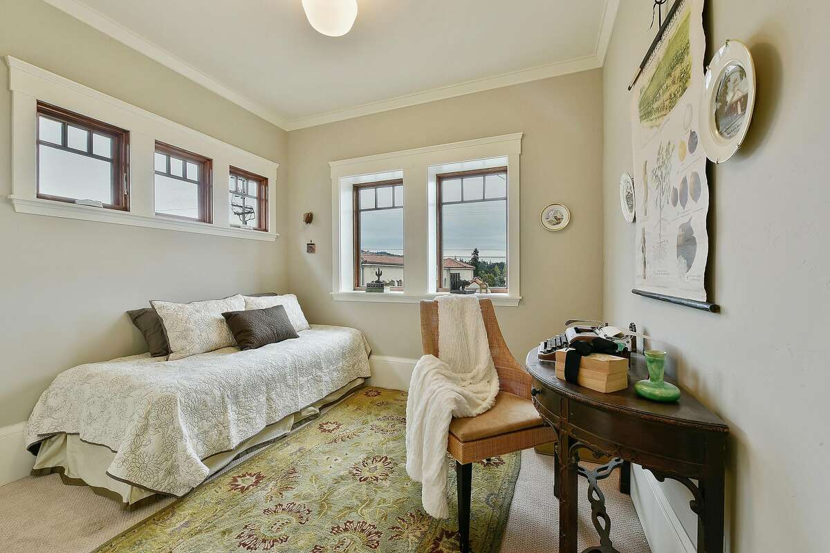 Hot Property: First Bay Tradition alive and well in new Oakland homes