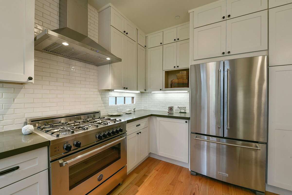 Hot Property: First Bay Tradition alive and well in new Oakland homes