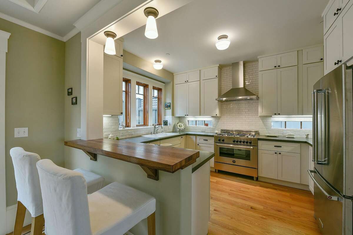 Hot Property: First Bay Tradition alive and well in new Oakland homes