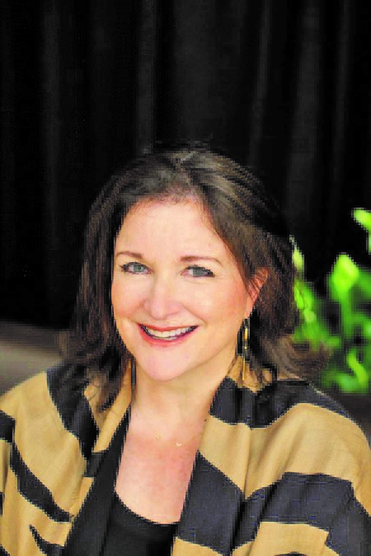 Art and antiques mix at Theta charity show