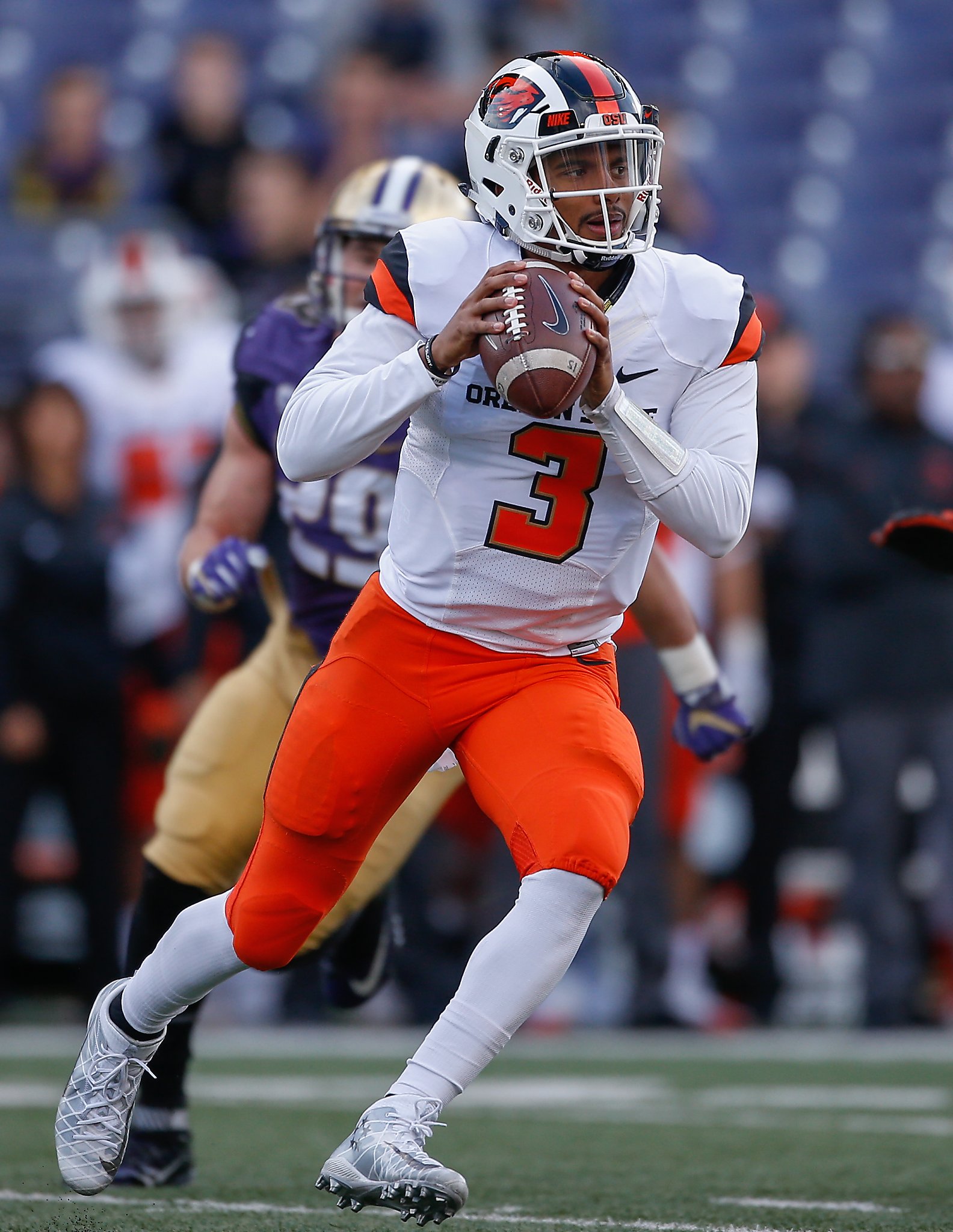 Inexperienced QBs in the spotlight as Stanford hosts Oregon State