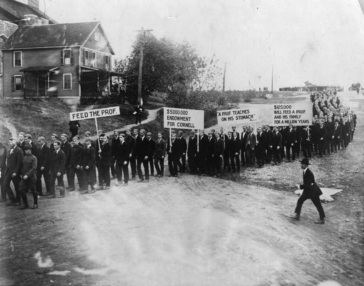 See how Houstonians lived in the Roaring 20s