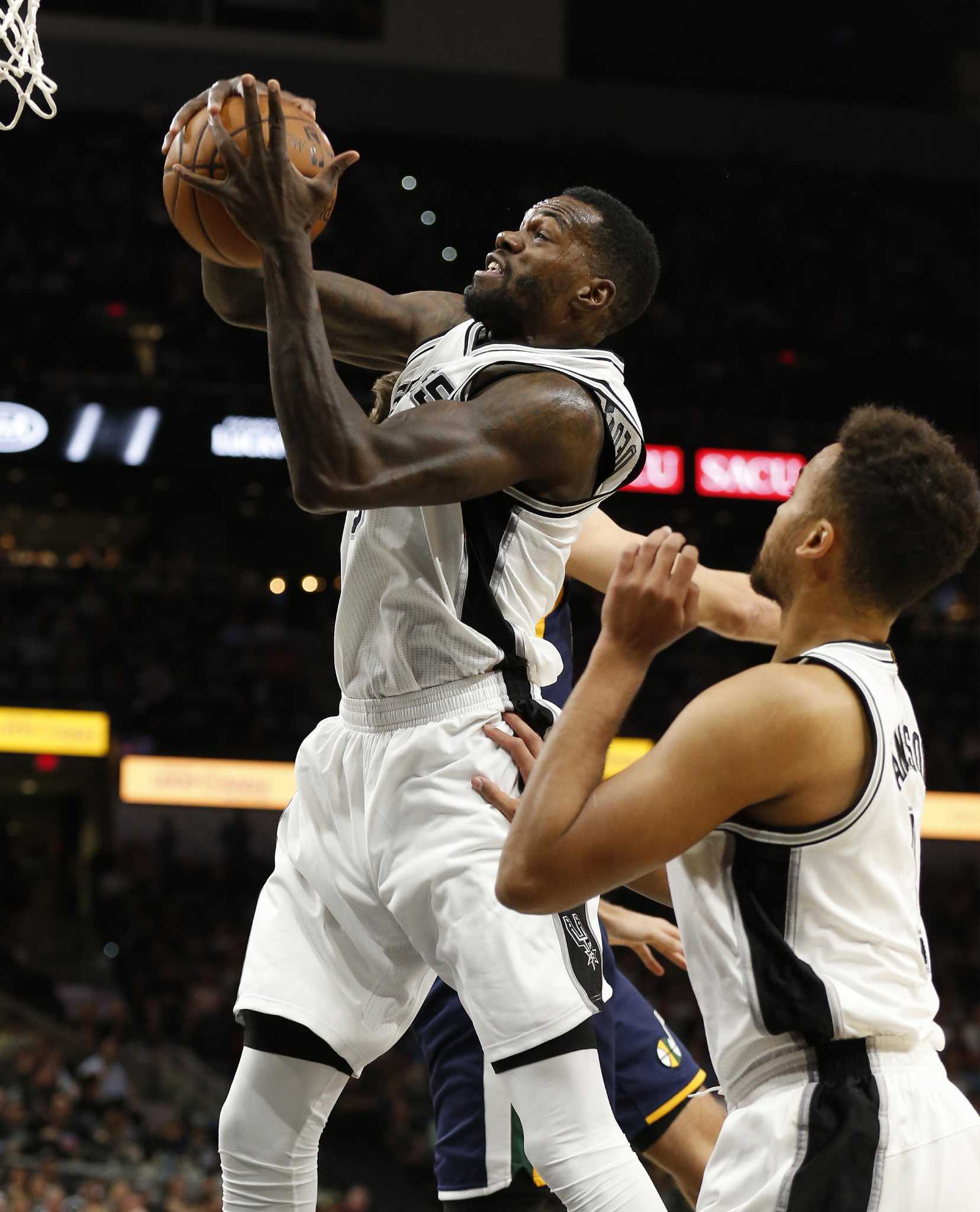 Spurs' Dewayne Dedmon out, Danny Green questionable against Kings