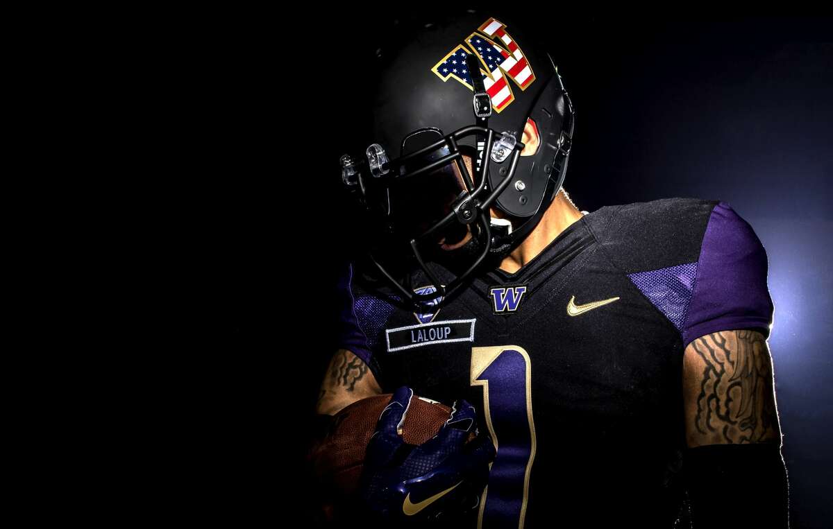 Photos: Huskies unveil 'Salute to Service' uniforms