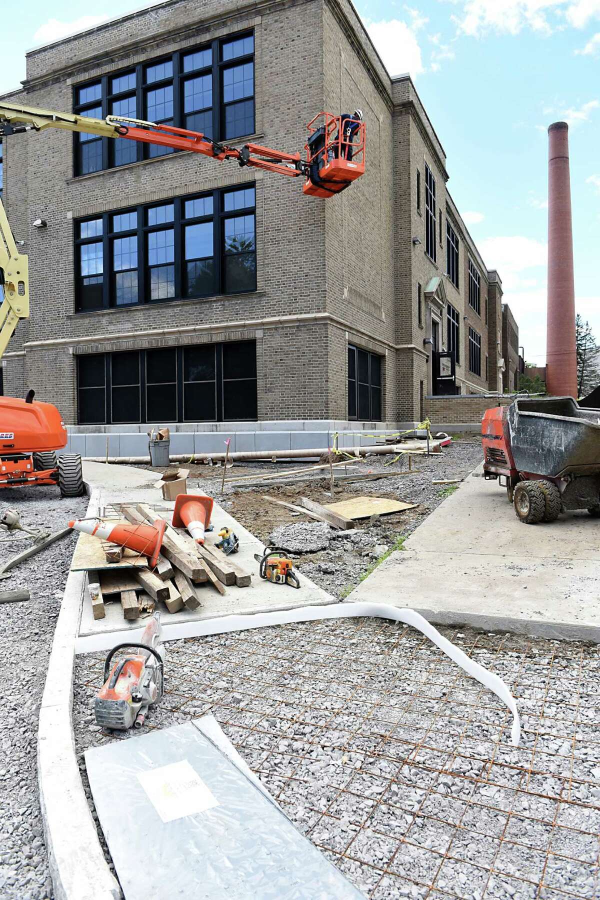 Photos: Oneida Middle School celebrates reopening