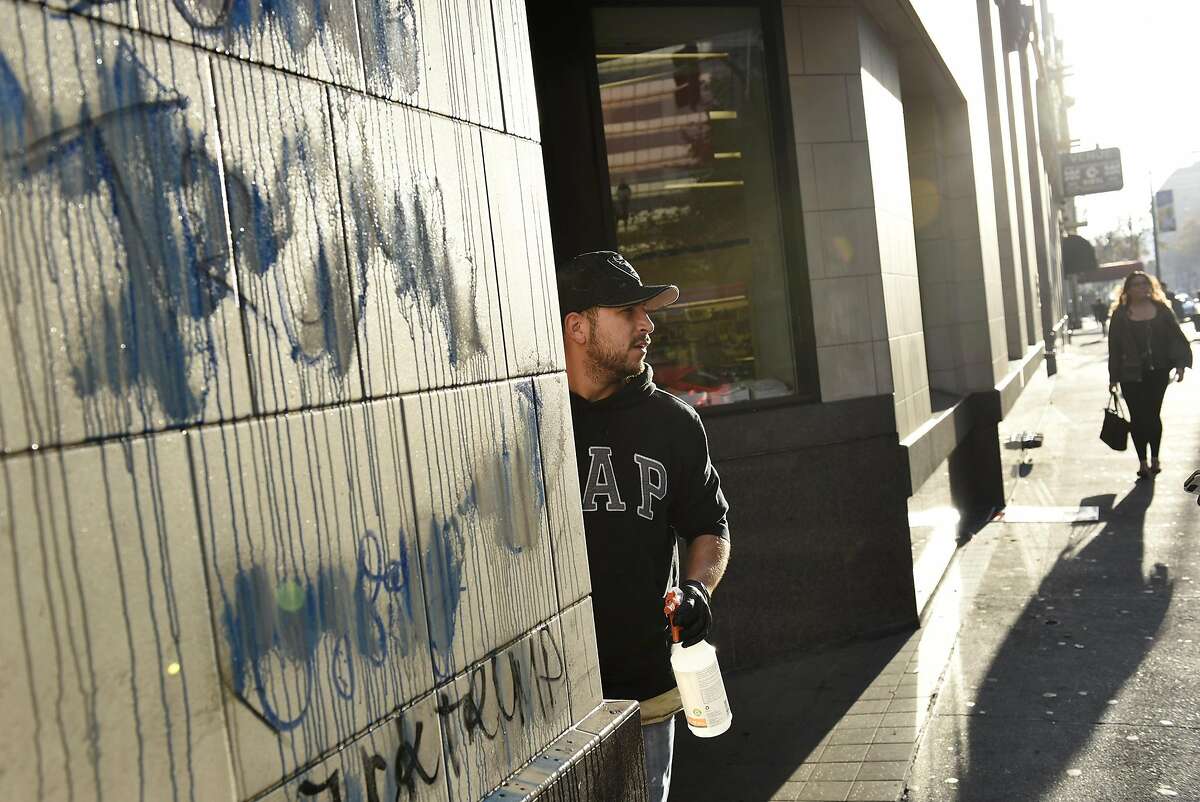 Oakland leaders urge calm amid violent anti-Trump protests