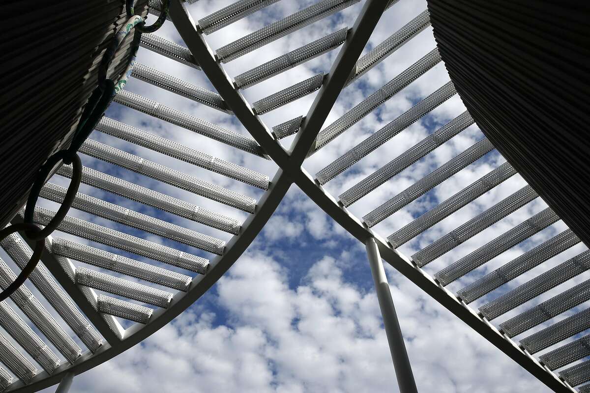 New UC Davis museum puts natural light to striking use