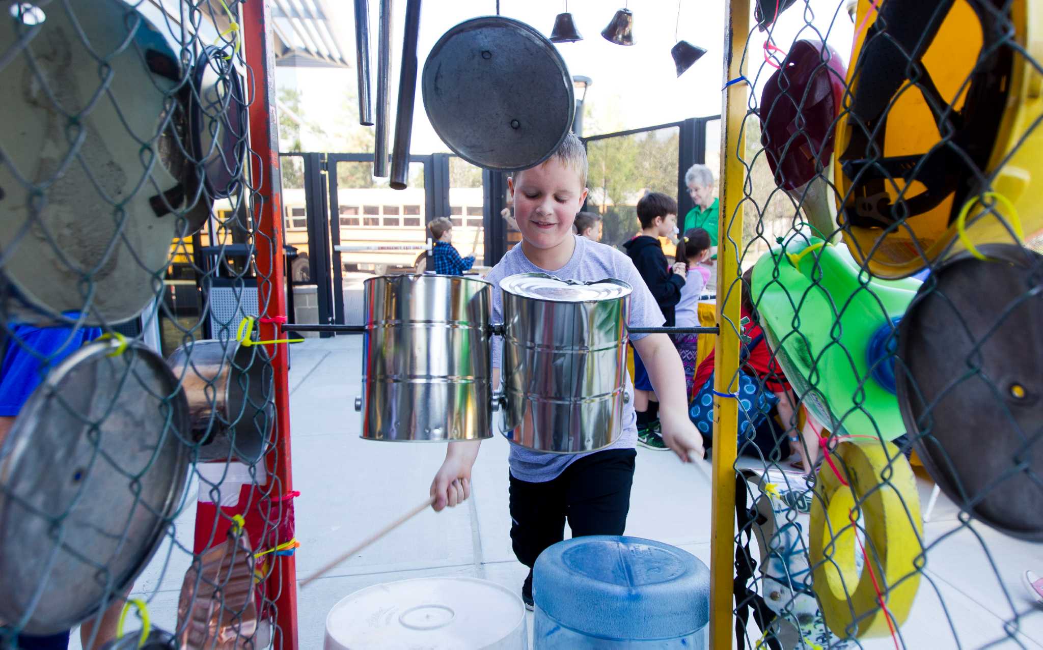 Students enjoy science and math activities at Children's Festival kickoff