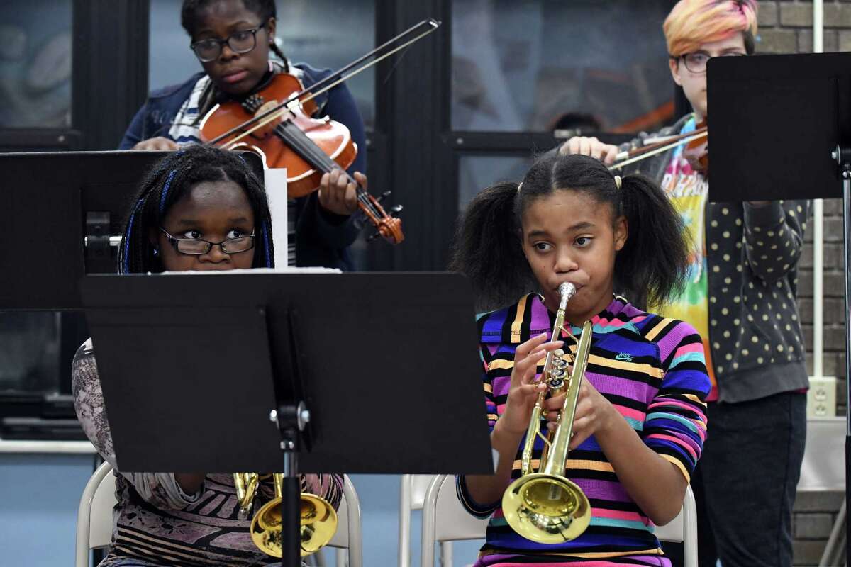 Photos: Oneida Middle School celebrates reopening