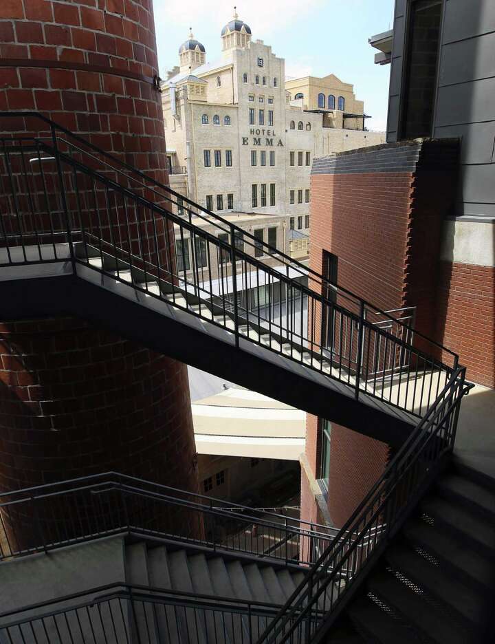 The true little-known story of the Three Emmas of the Pearl Brewery