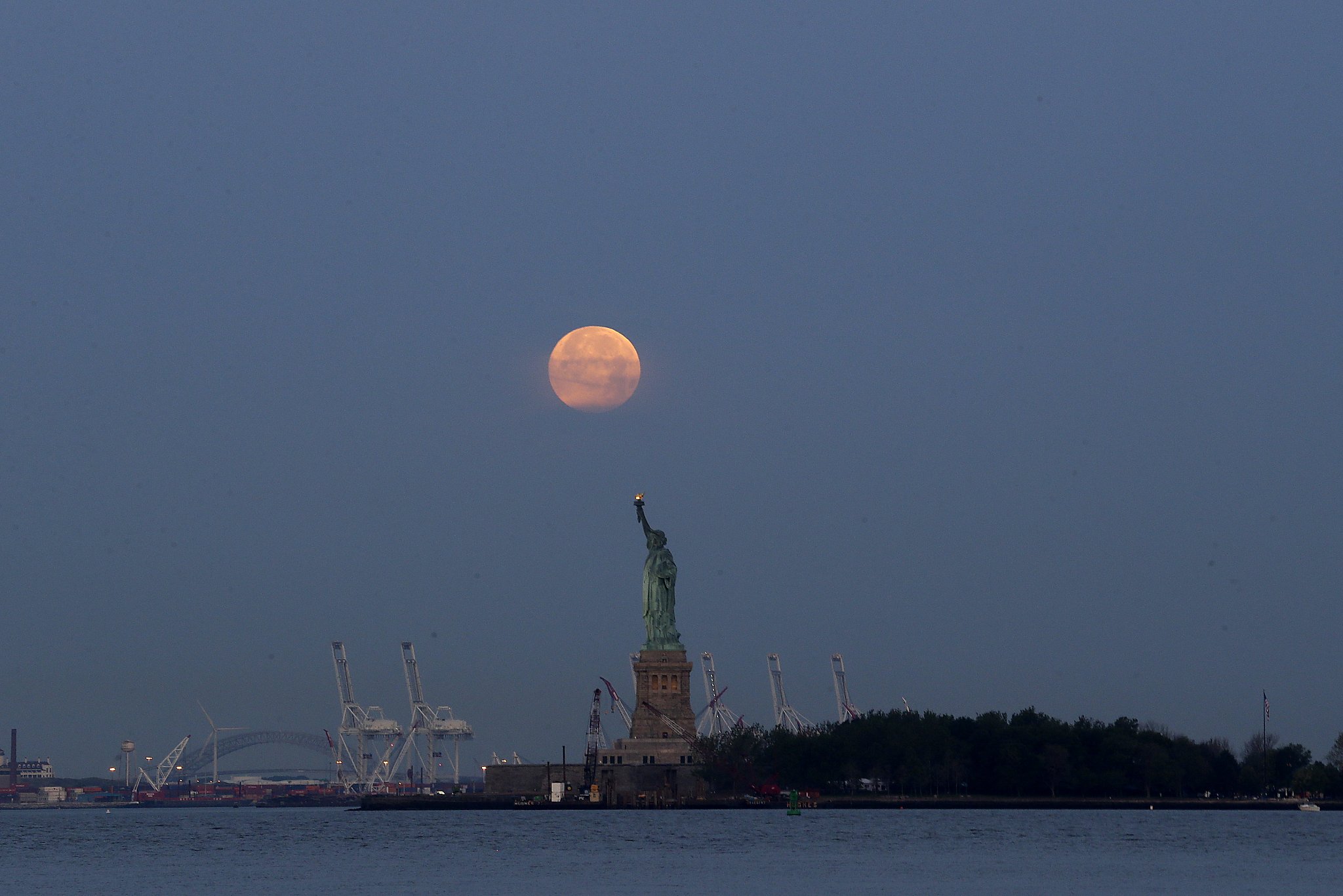 Supermoon to put on special celestial show