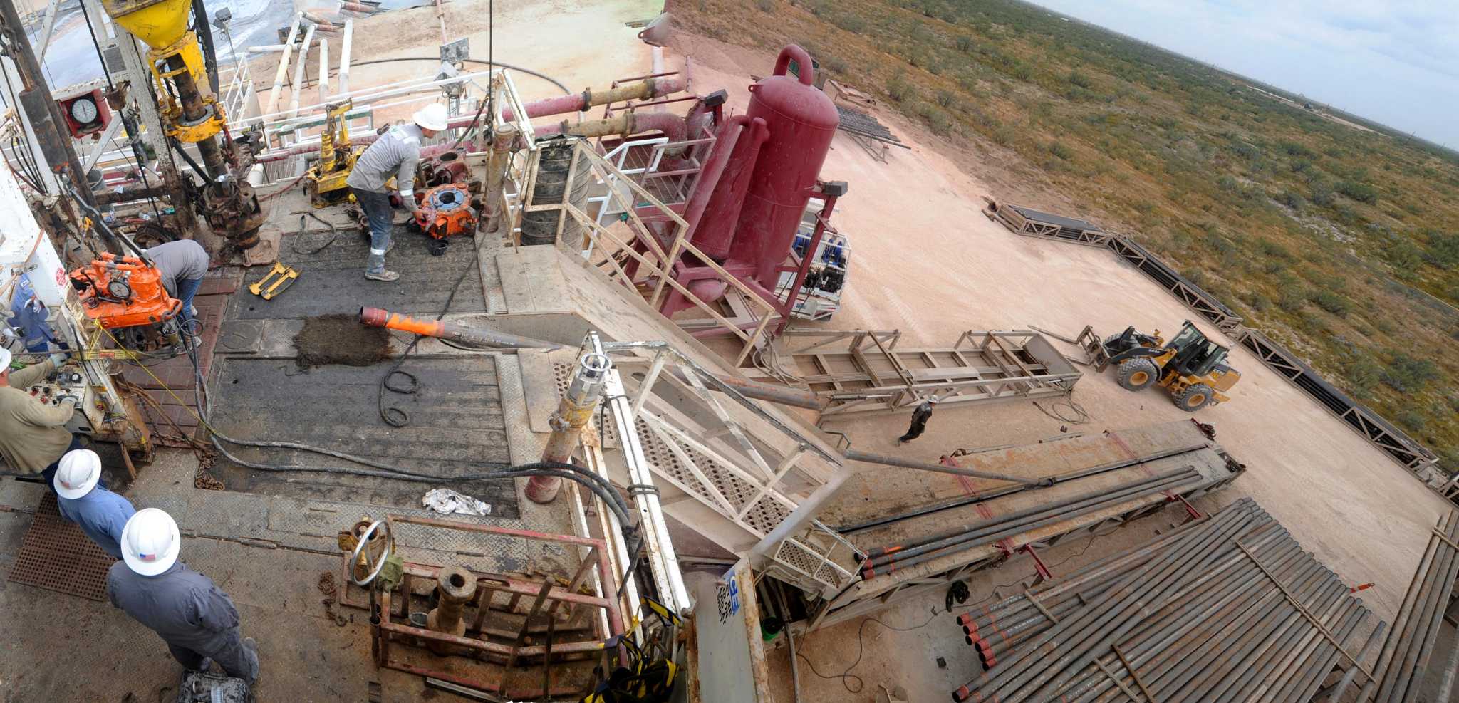 U.S. oil producers boost activity with more efficient drilling ...