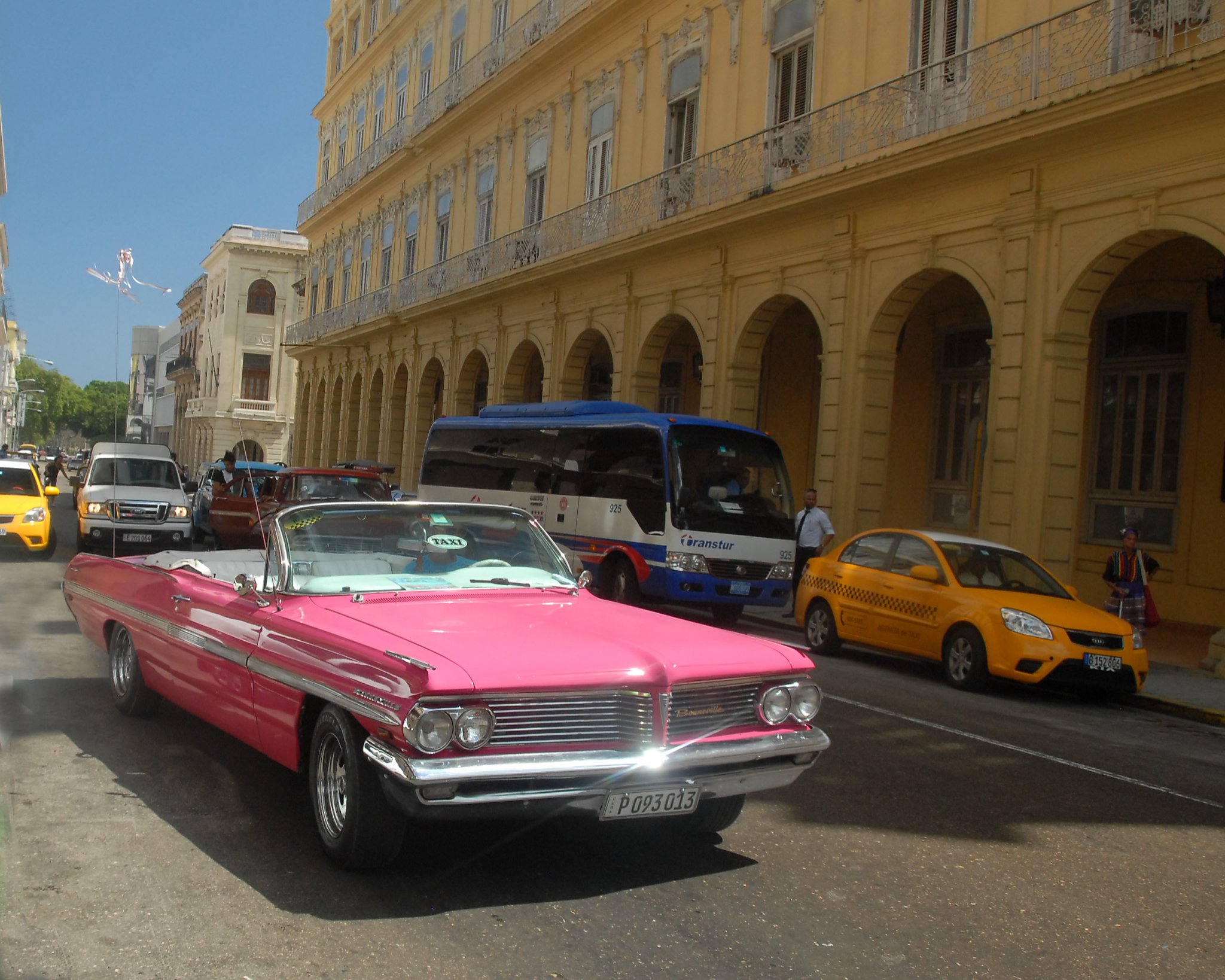 Travel Books: A cruise through Cuba’s ‘Cadillac capitalism’