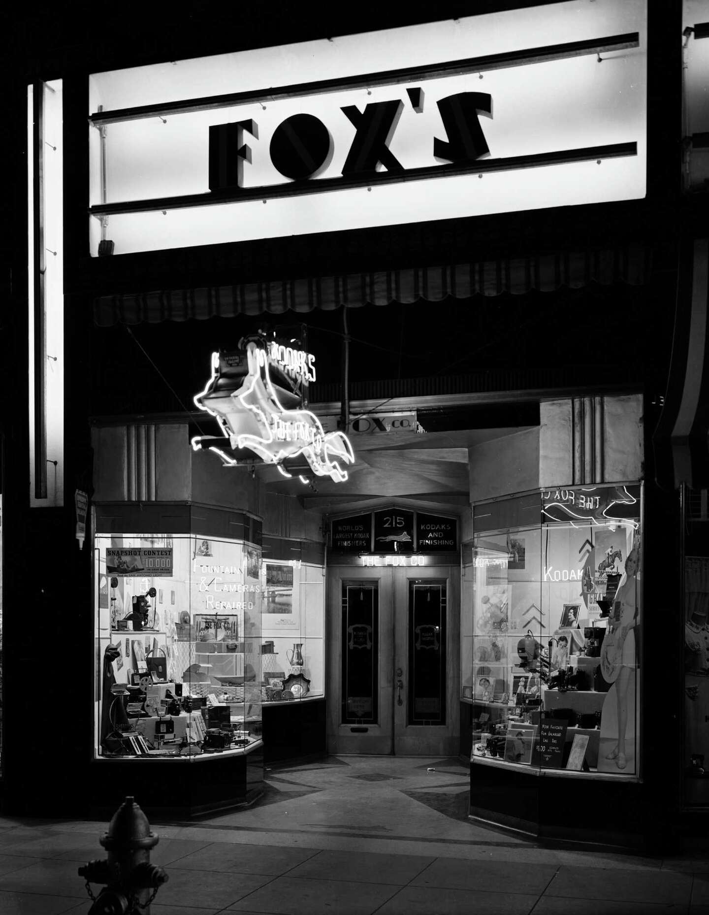 Quick Fox Photo once dominated its industry