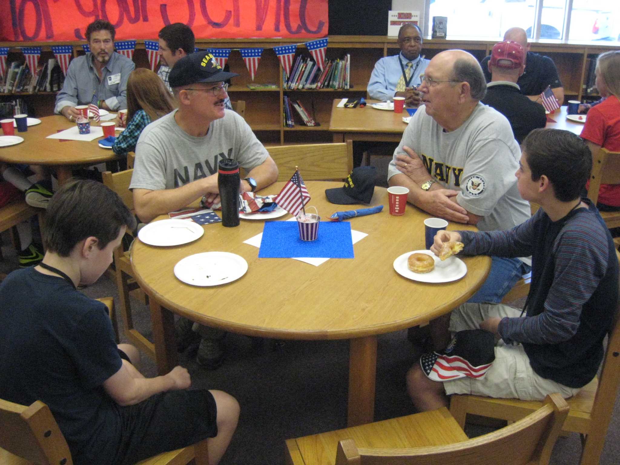 Huffman Middle School honors those who served with Veterans Day breakfast
