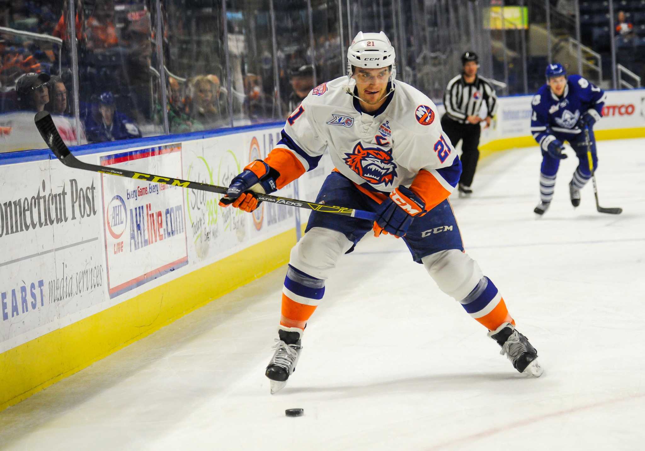 Josh Holmstrom, reunited with brother Ben, establishing himself with ...