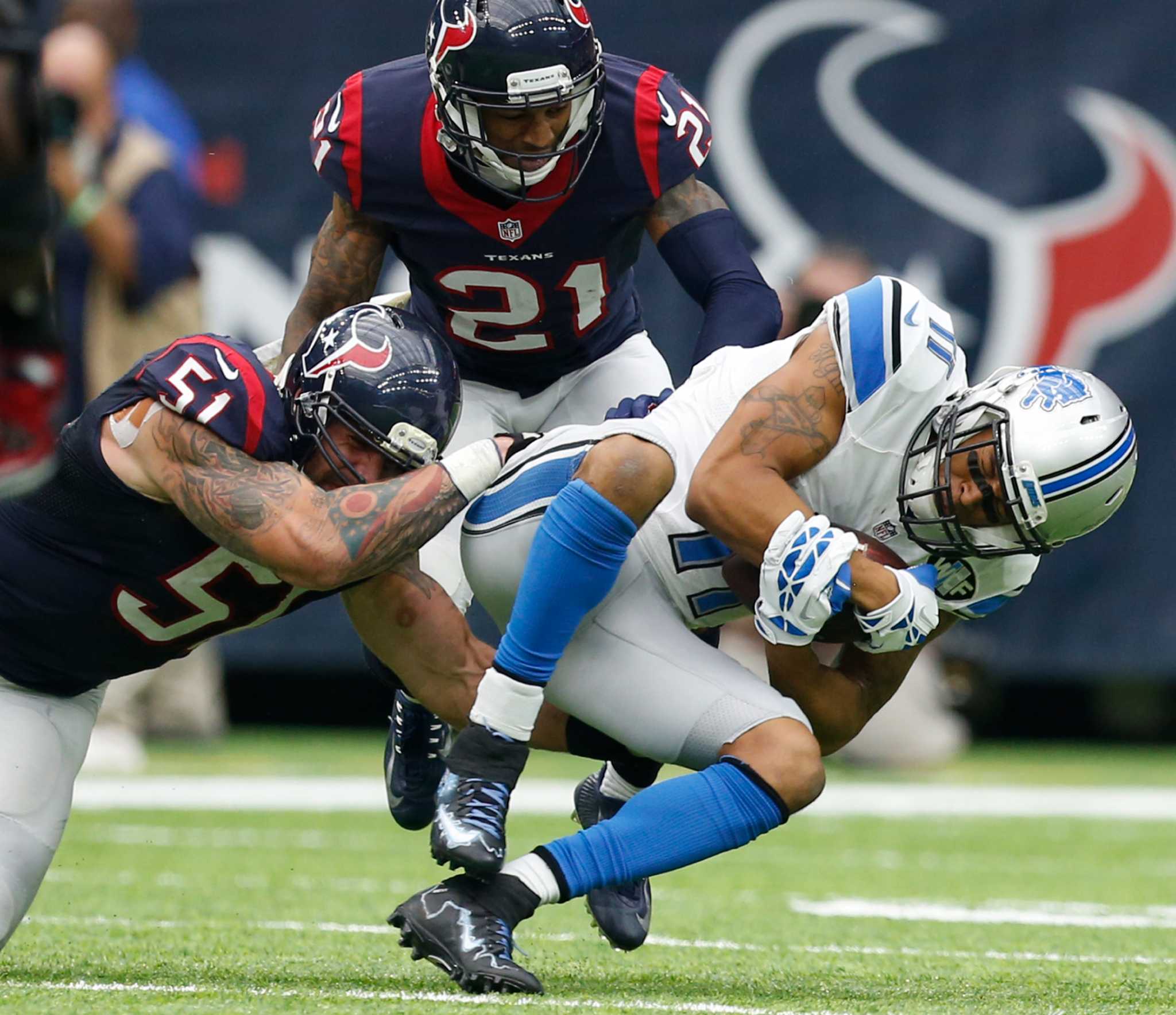 Texans linebacker John Simon 'personifies doing your job'