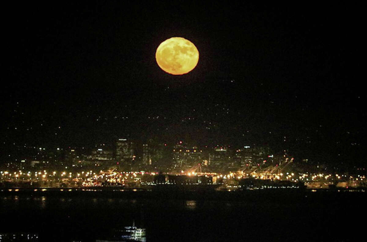 Supermoon: Biggest, brightest moon to light up night sky on Sunday