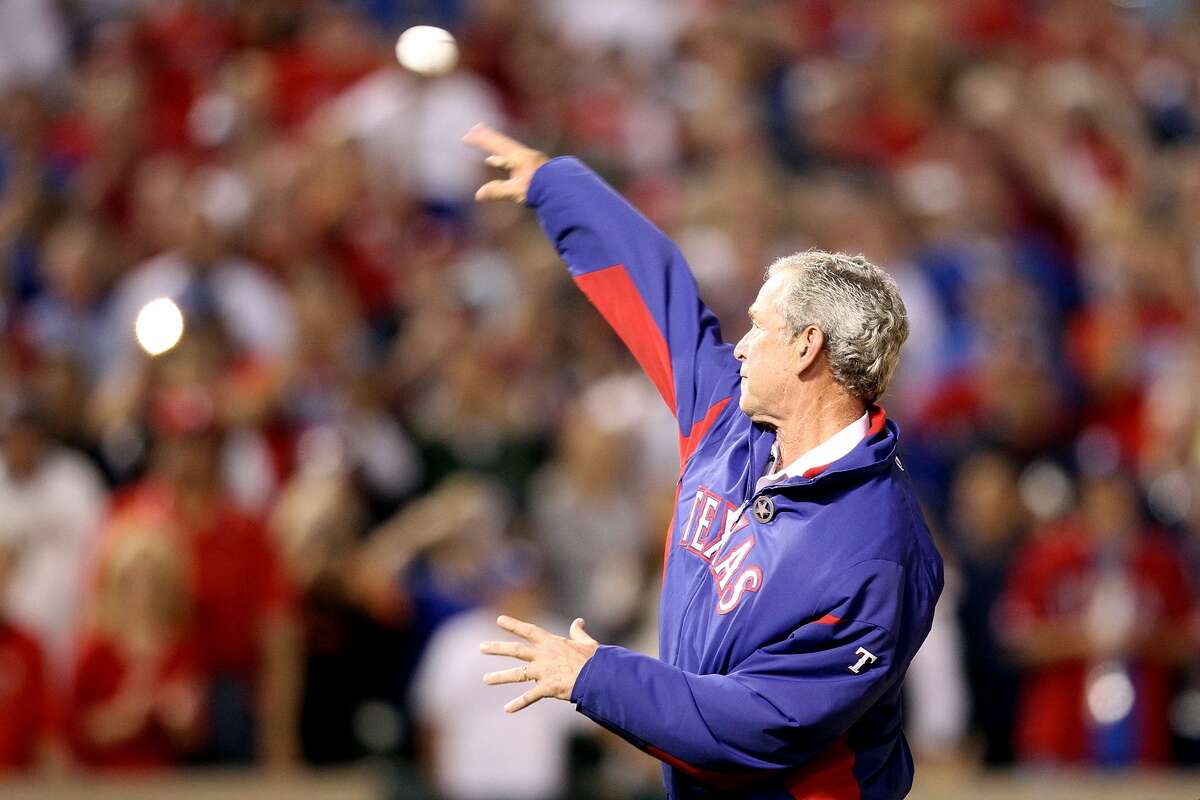 Former president George W. Bush, accompanied by dad, to throw out first ...