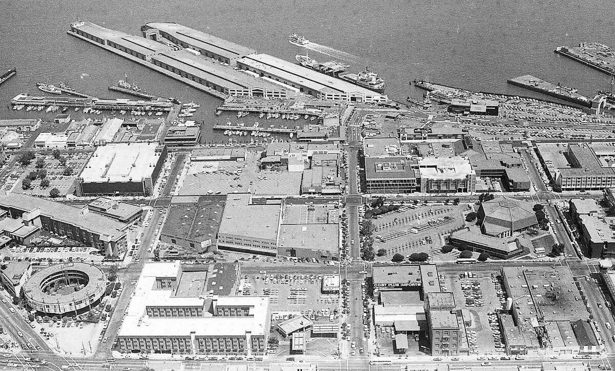 Archive discovery: Aerial views of 1970s SF from the Goodyear Blimp