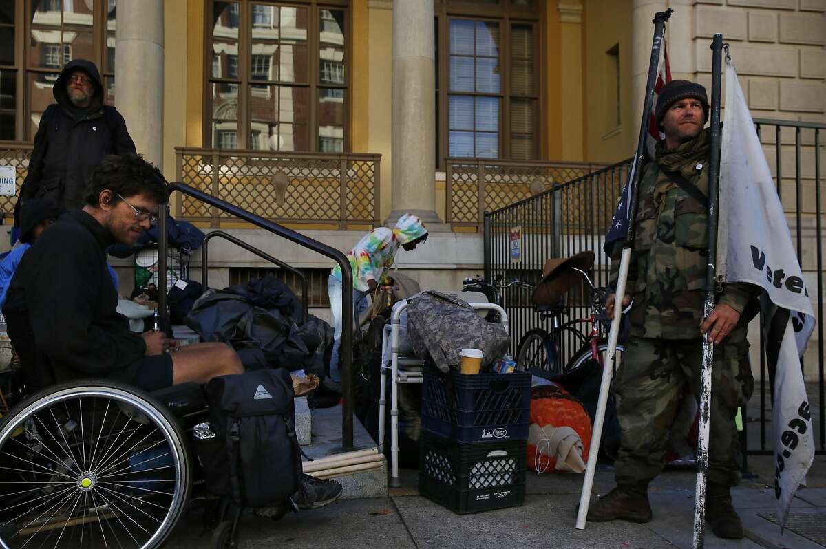Berkeley homeless encampment dismantled in predawn raid