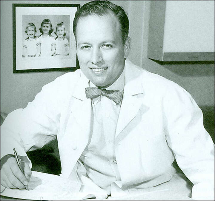 Dr. Denton Cooley, famed Houston heart surgeon, dead at 96