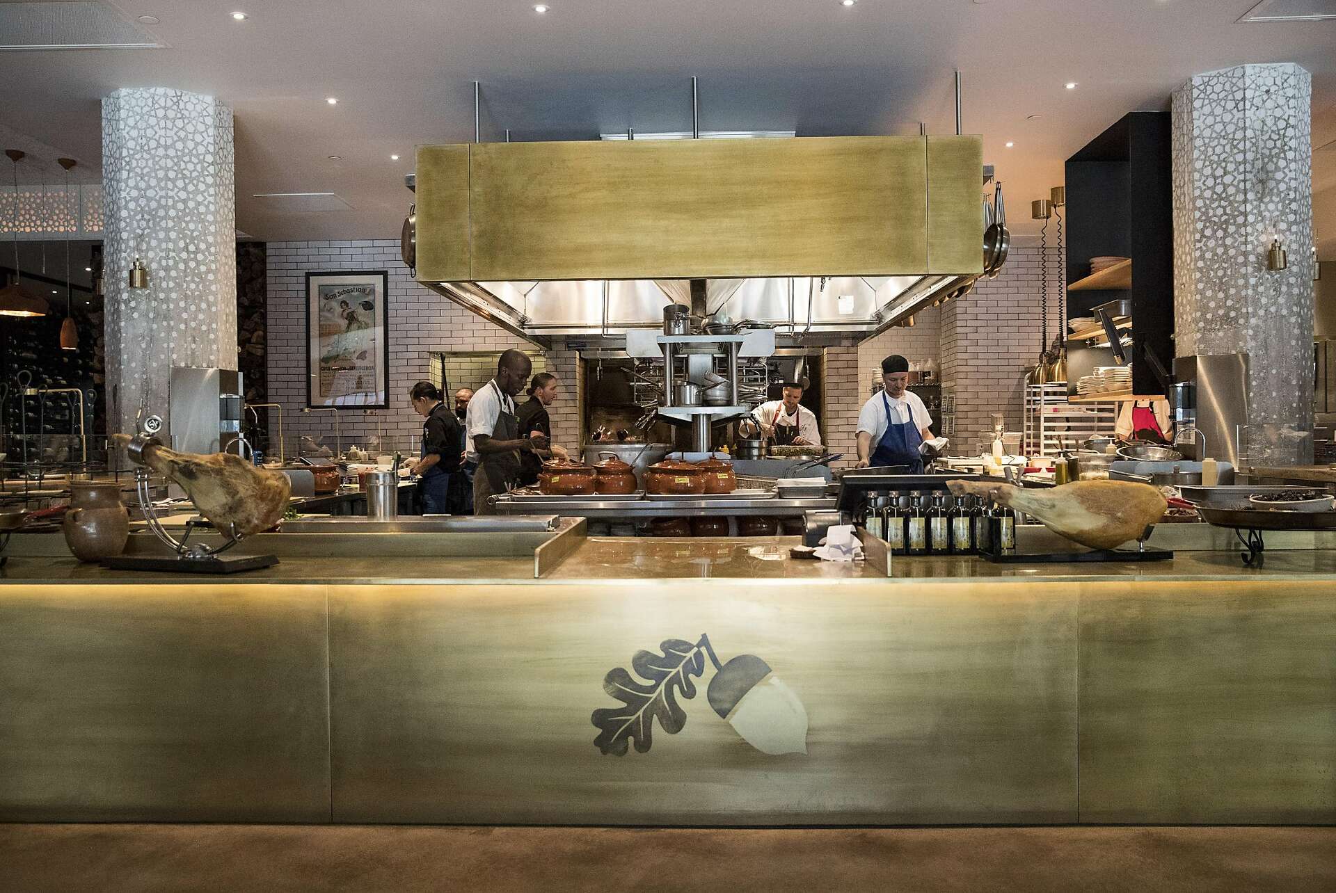 Bellota restaurant’s reign of Spain in decor, design & dining