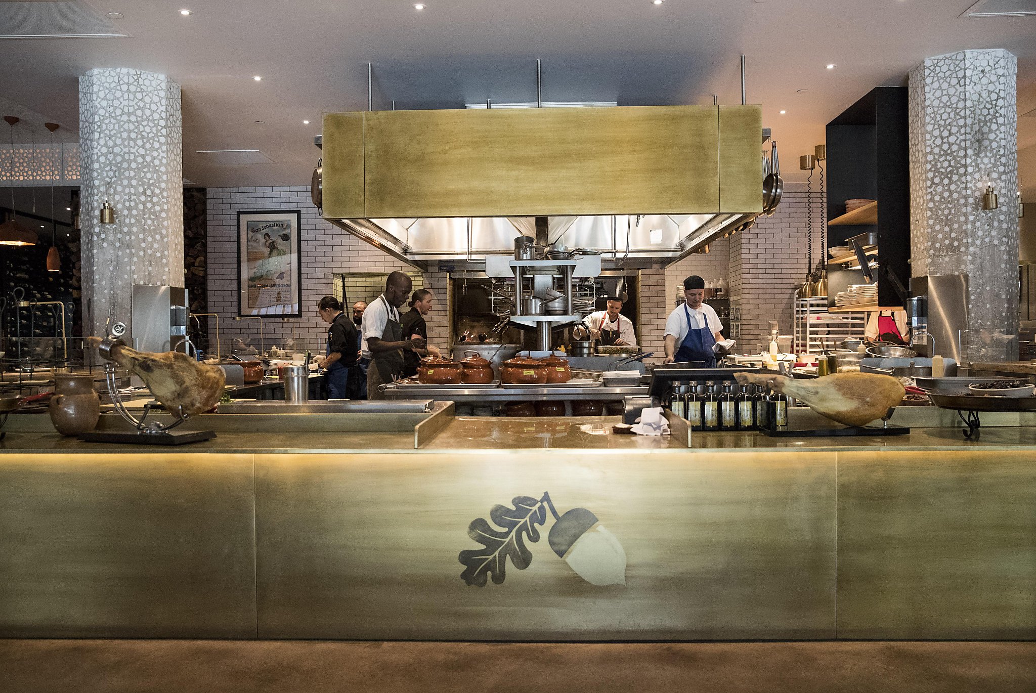 Bellota restaurant’s reign of Spain in decor, design & dining