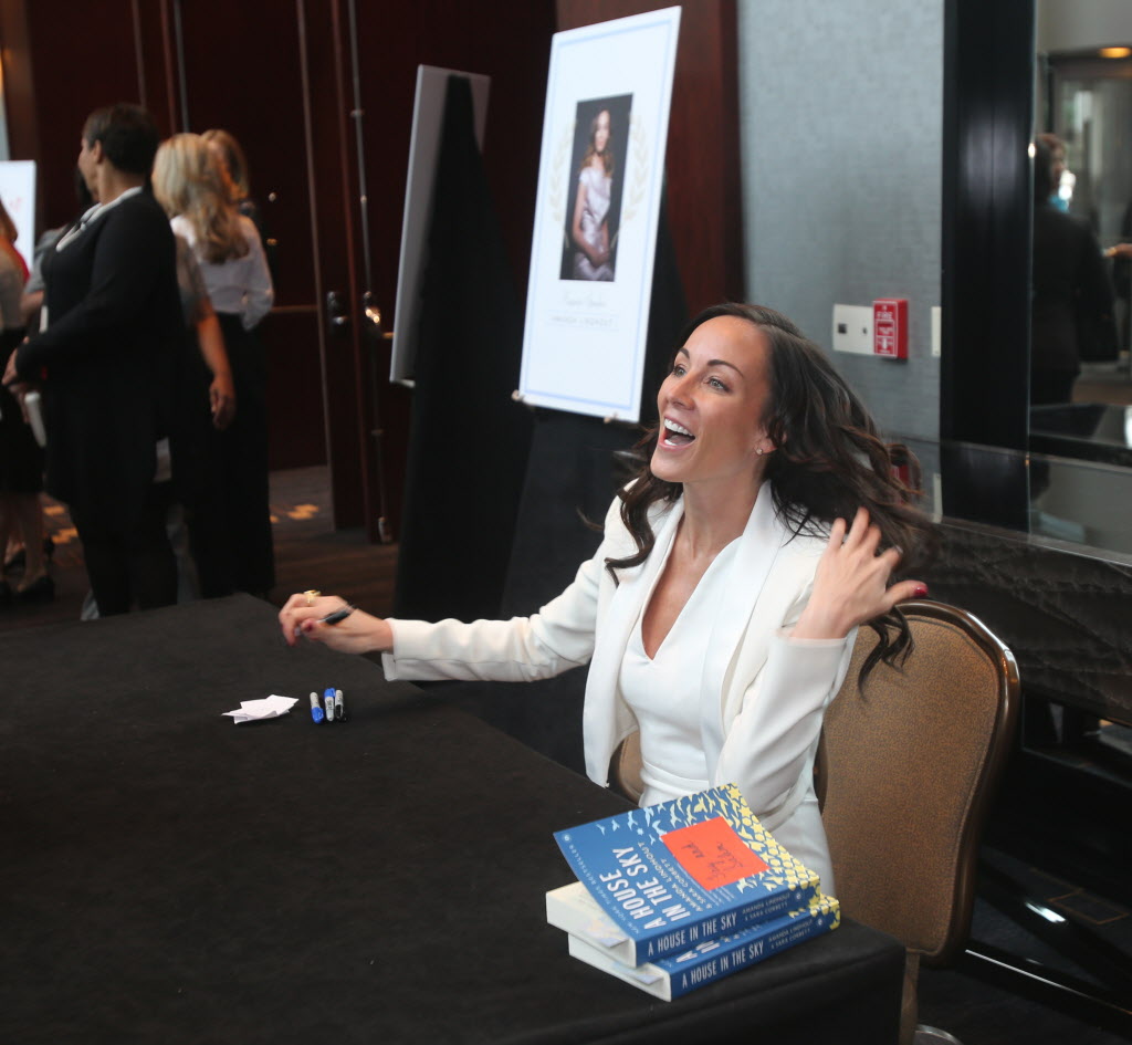 Somalian kidnapping survivor Amanda Lindhout speaks at The Women's Home ...