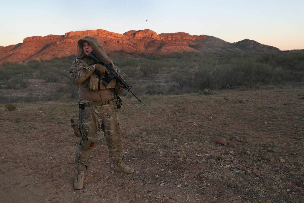 New photos show militia operations still ongoing on U.S.- Mexico border