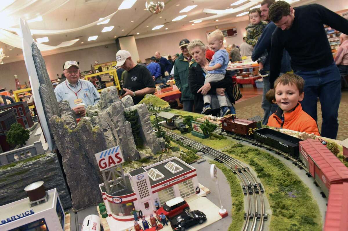 Photos: Train Show