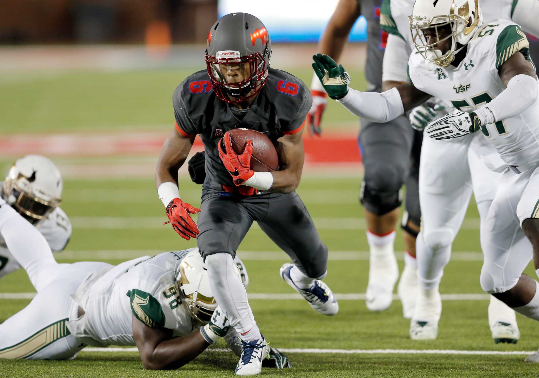 SMU football program makes admirable gesture in commitment to combat ...