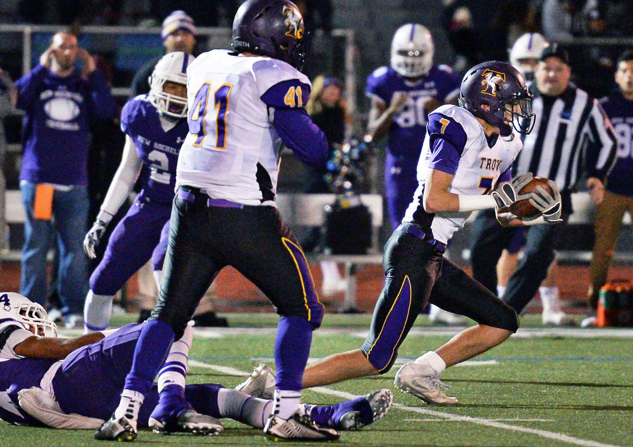 Joey Casale carrying on family tradition with Troy football