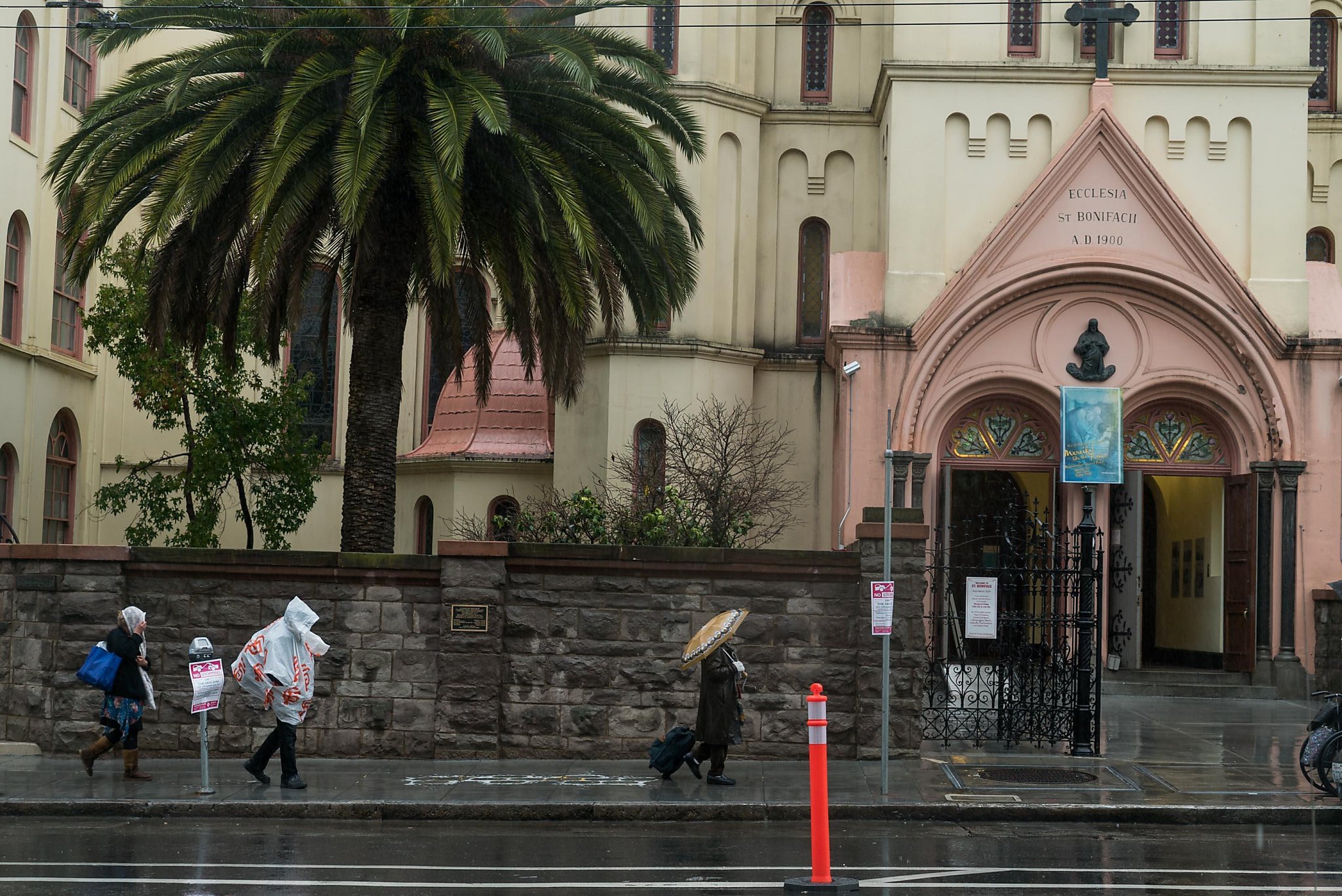 Churches open doors to SF homeless in winter shelter program