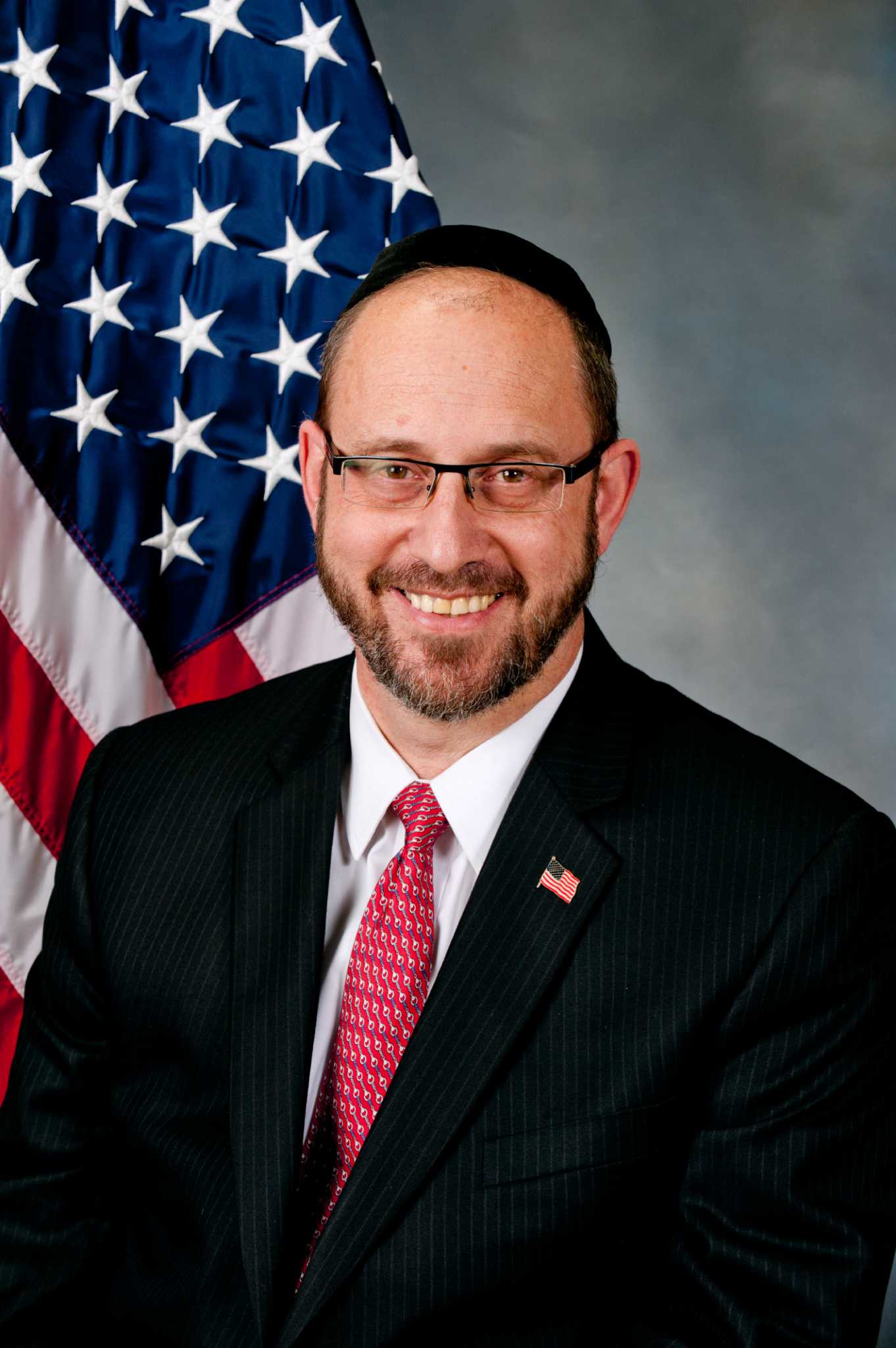 Brooklyn senator says he'll conference with GOP