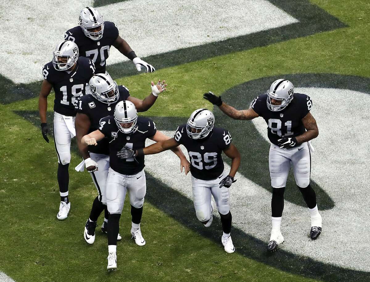 Raiders rally for Mexico City victory