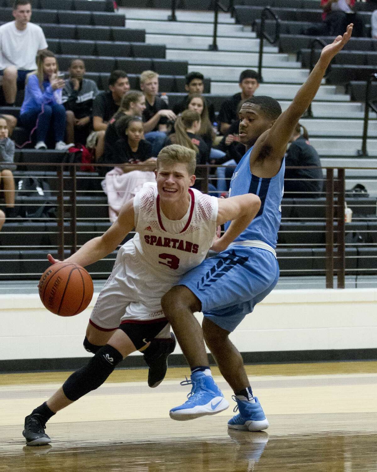 BOYS HOOPS: Off a tournament title, Porter nets another win over Aldine