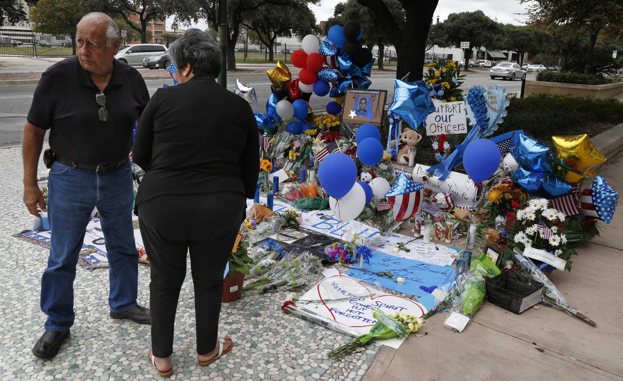 Residents mourn Marconi’s death and reflect on his life at makeshift ...