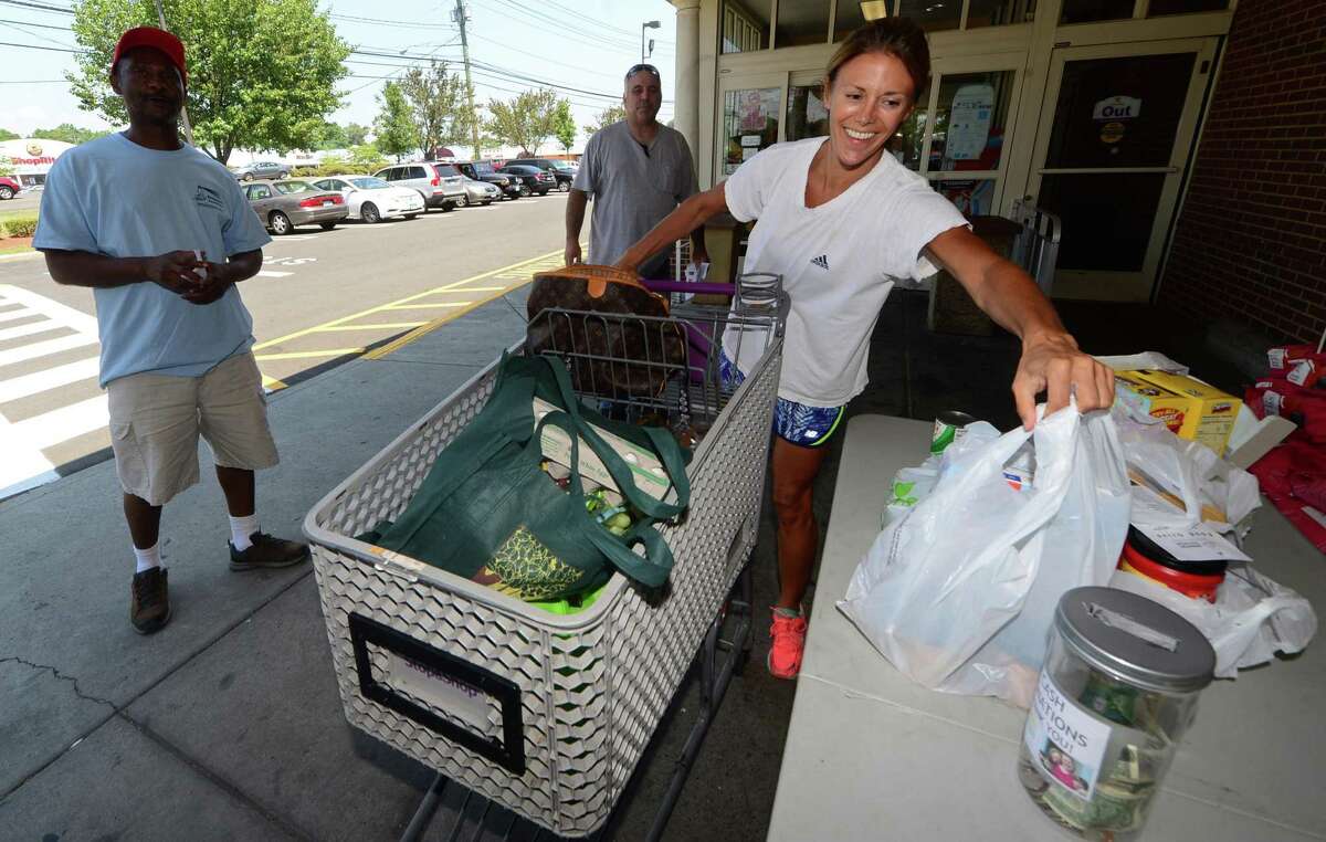 How to volunteer this holiday season in southwestern Connecticut