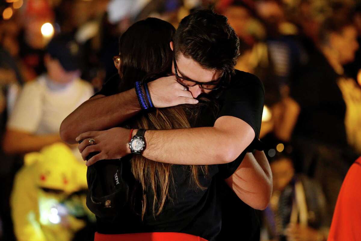 Det. Benjamin Marconi honored in silent vigil on Alamo Plaza