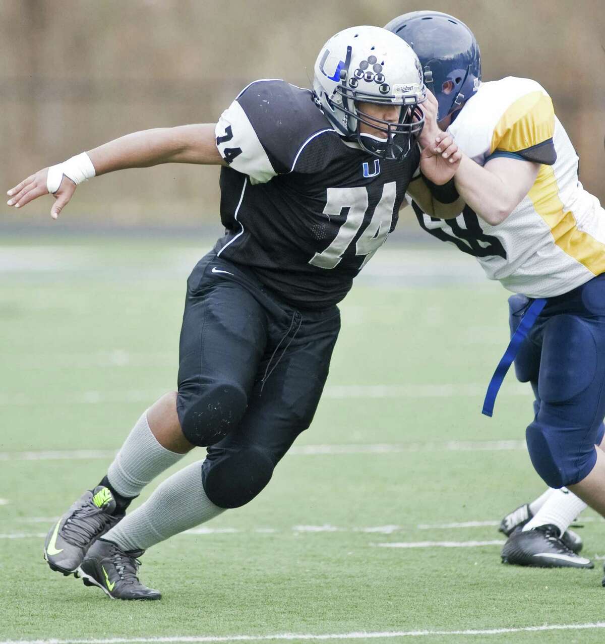 ATI cruises to Thanksgiving victory