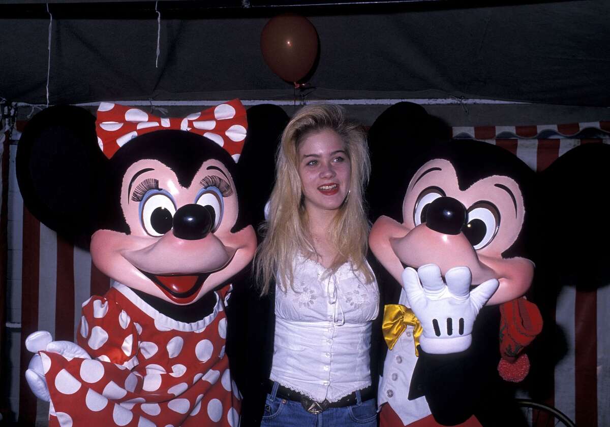 Ageless actress Christina Applegate turns 45 years old