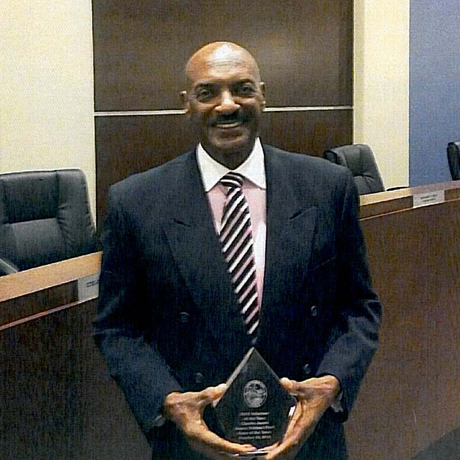 Conroe native named Volunteer of the Year in Florida