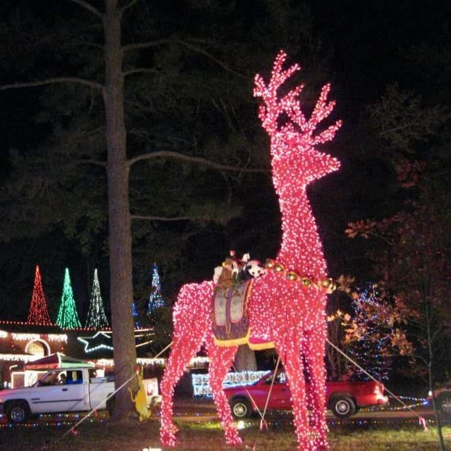 Christmas Ranch in Cleveland brightens holiday spirit