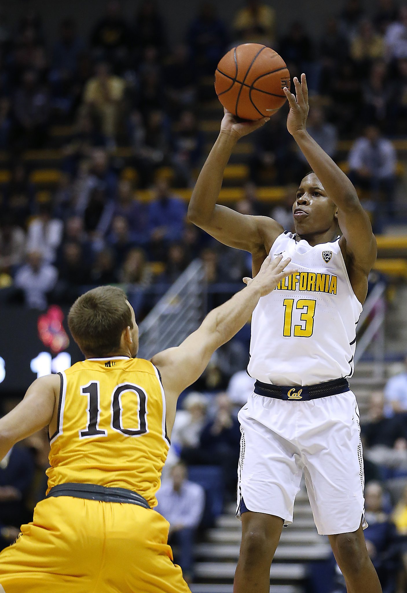Freshman ‘Charlie’ leads Cal past Wyoming