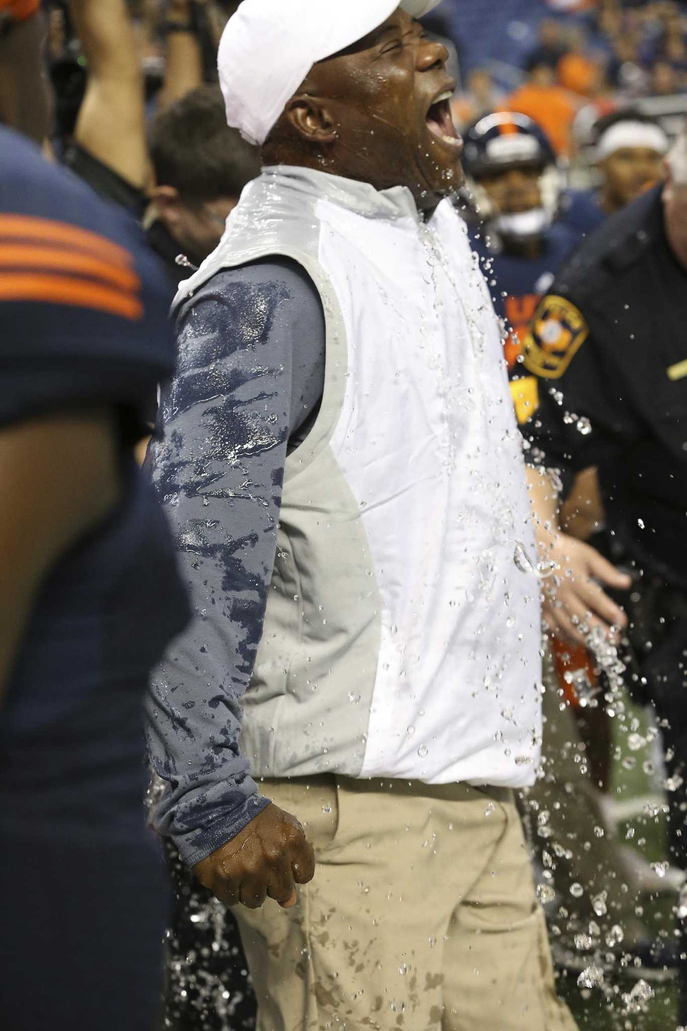 Wilson’s first UTSA drenching one to remember - ExpressNews.com