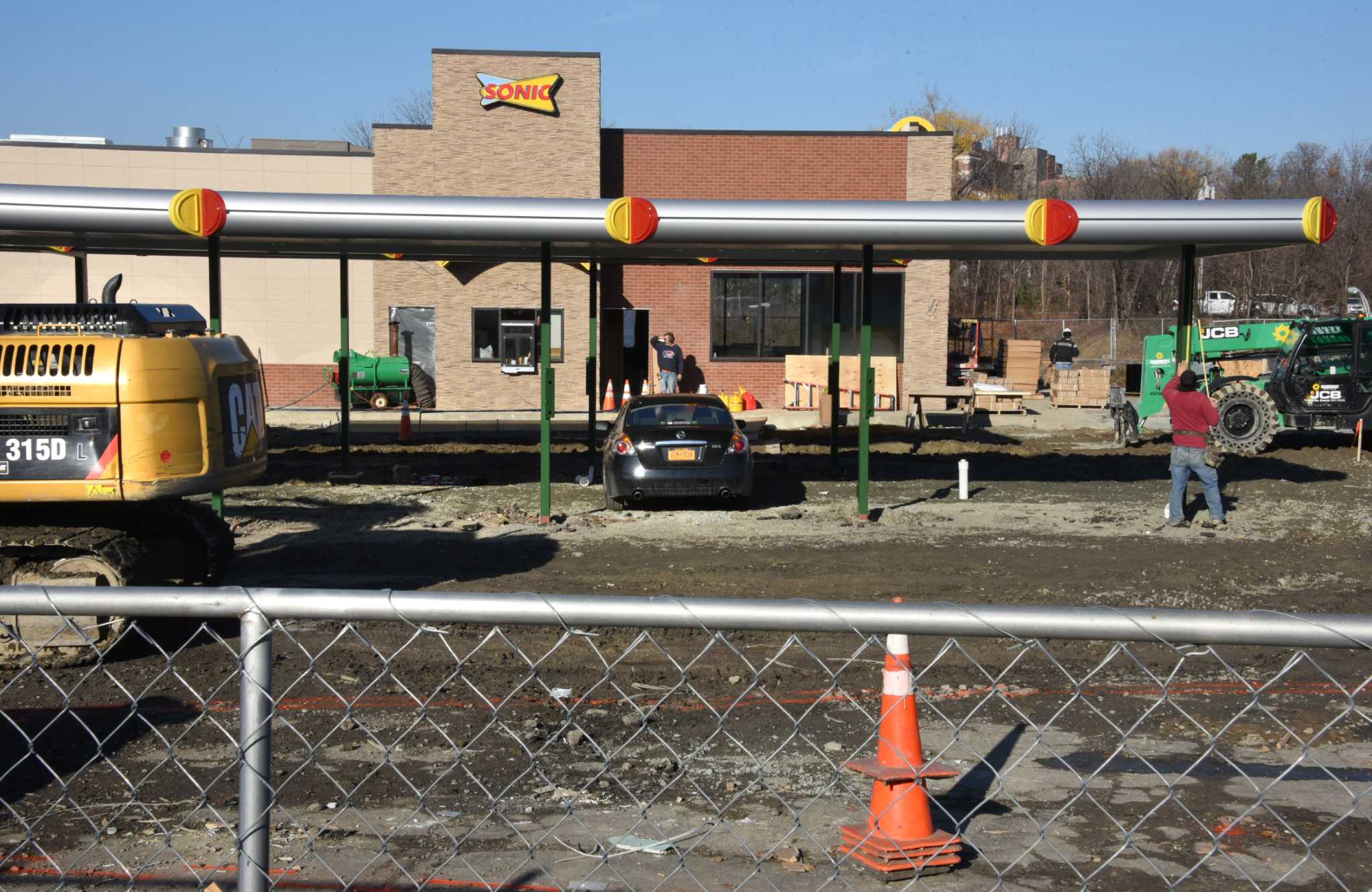 Photos: Sonic construction