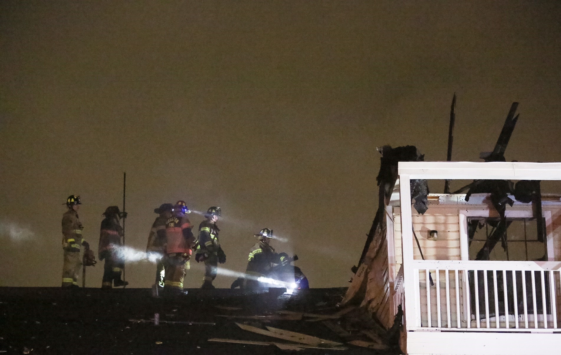 Reports ID victim killed in Houston condo fire