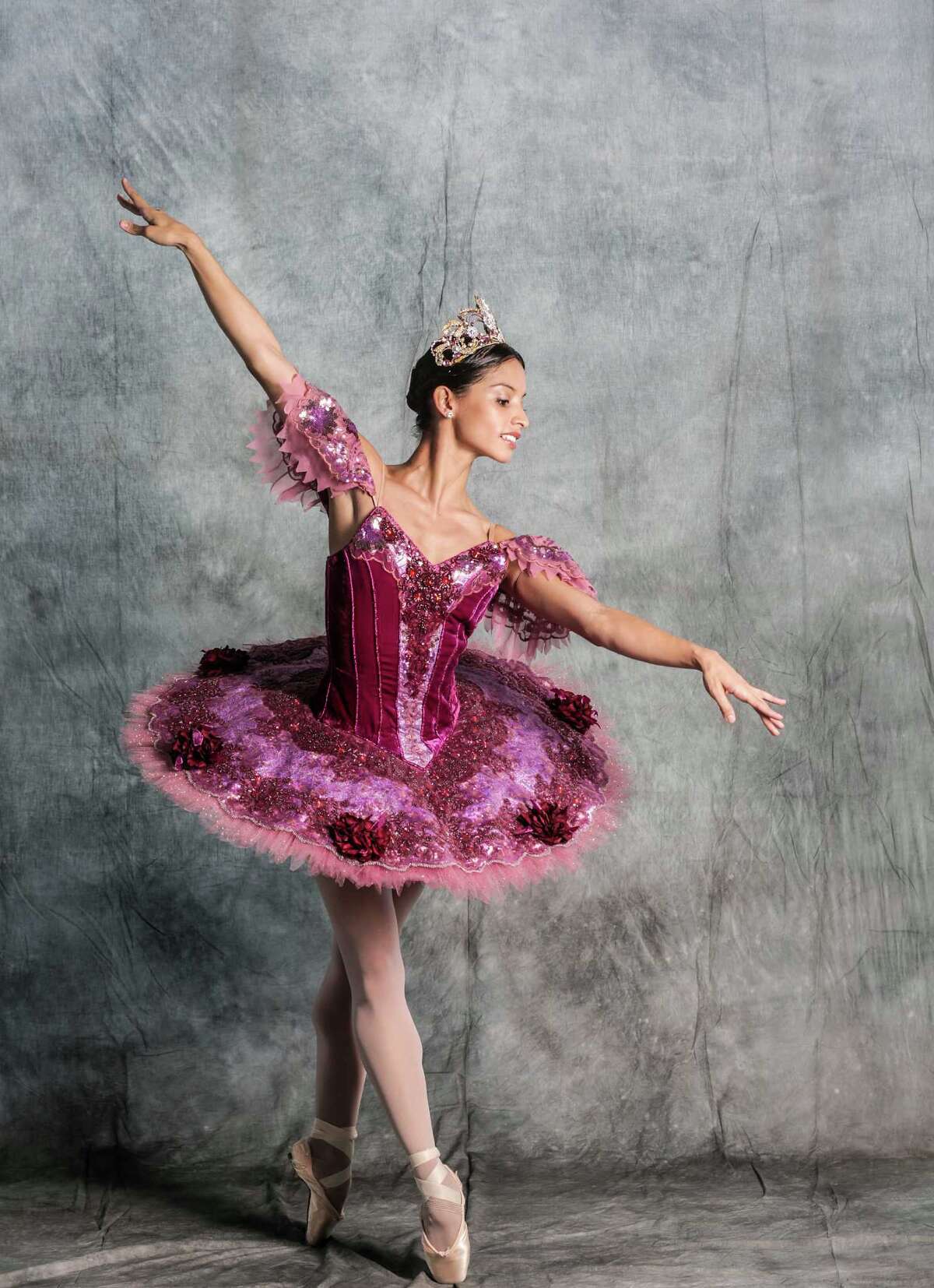 Venezuelan prima ballerina Karina González lights up Houston Ballet's ...