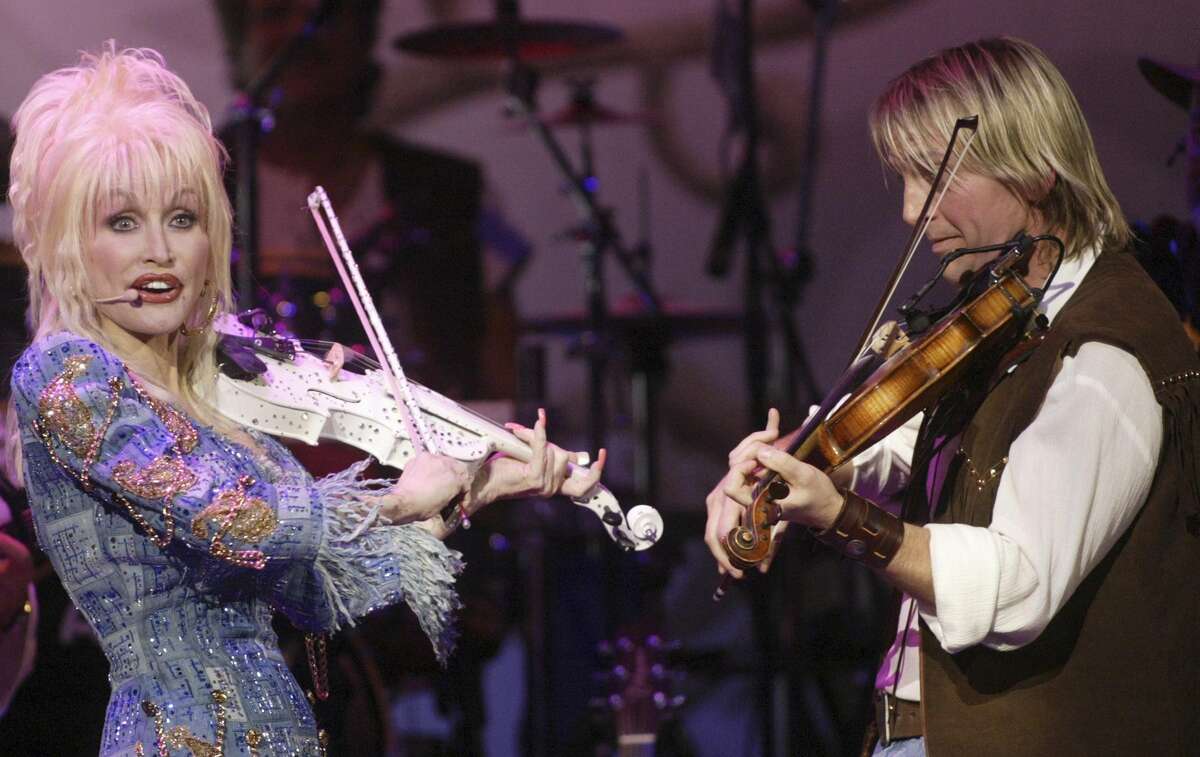 Dolly Parton hits S.A. Thursday with a hit on her hands